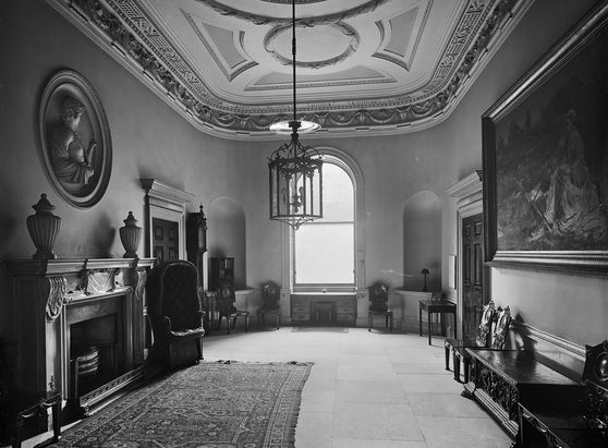 The Entrance Hall - Spencer House